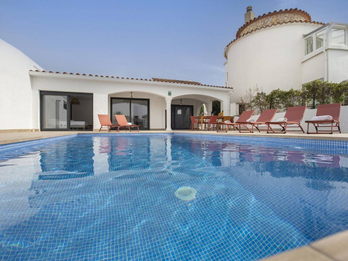 85 M² Maison De Vacances ∙ 3 Chambres ∙ 6 Personnes - Empuriabrava