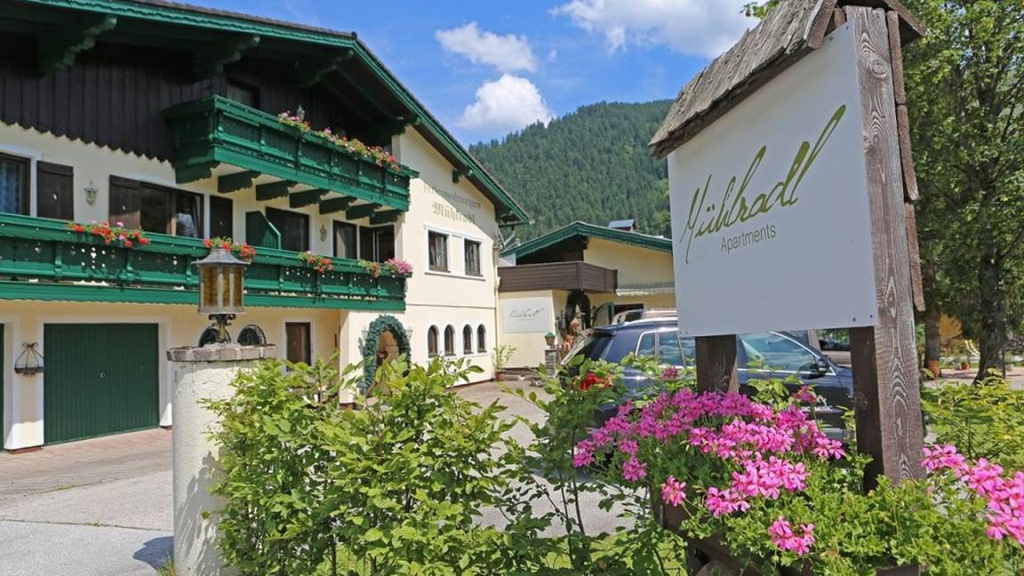 48 M² Ferienwohnung ∙ 1 Schlafzimmer ∙ 3 Gäste - Gosau