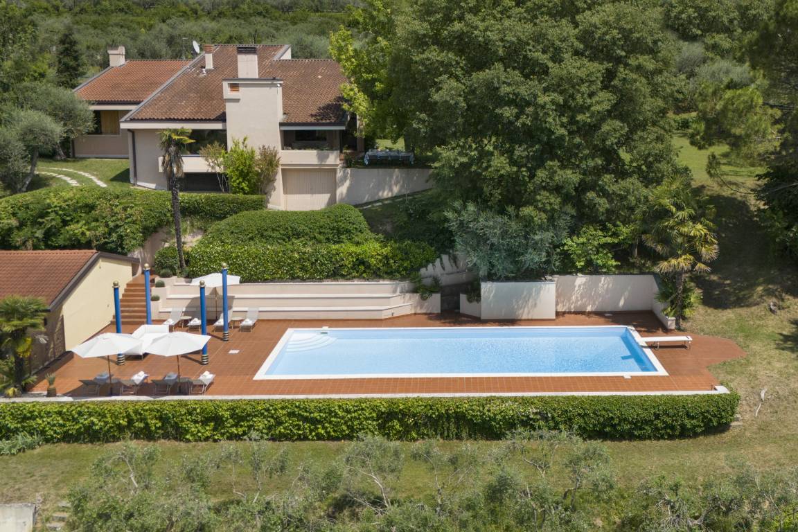 240 M² Villa ∙ 4 Habitaciones ∙ 8 Huéspedes - Verona