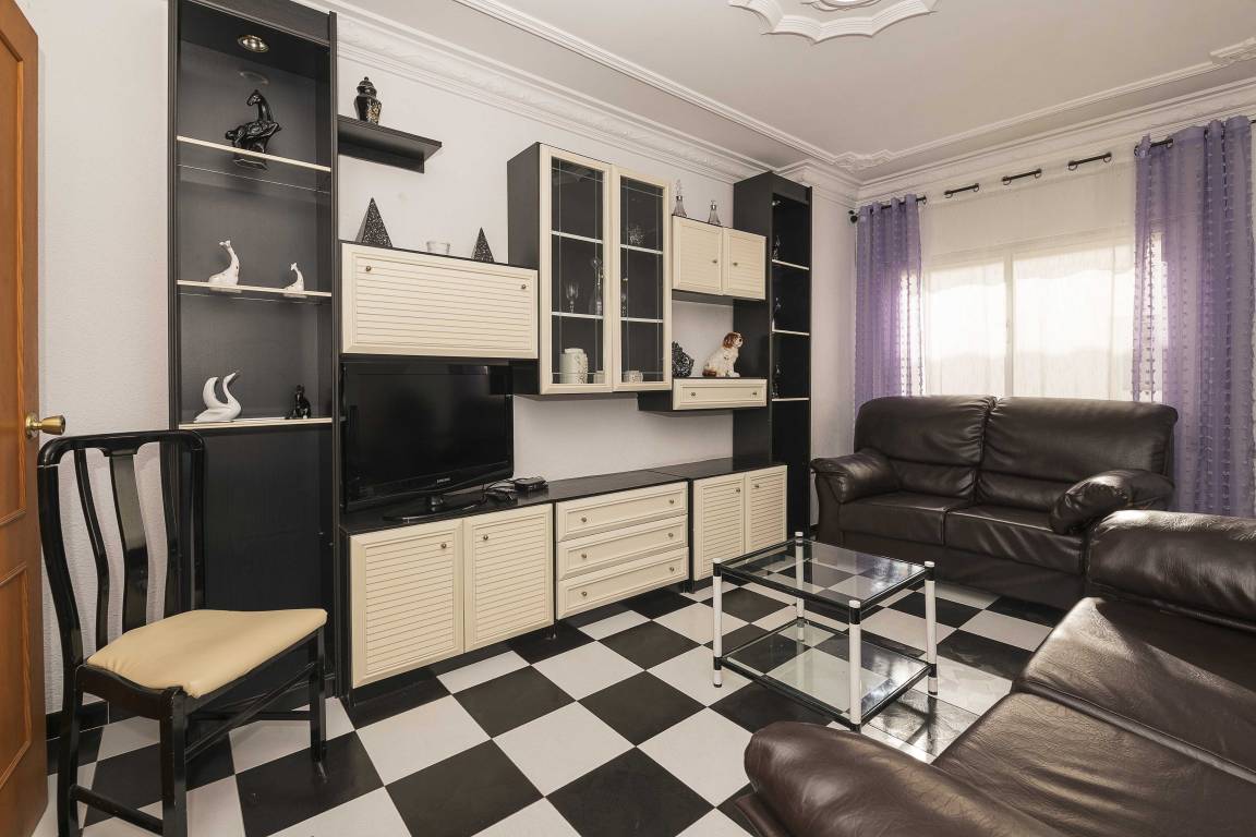 76 M² Huoneisto ∙ 3 Makuuhuonetta ∙ 5 Vierasta - El Palmar de Vejer