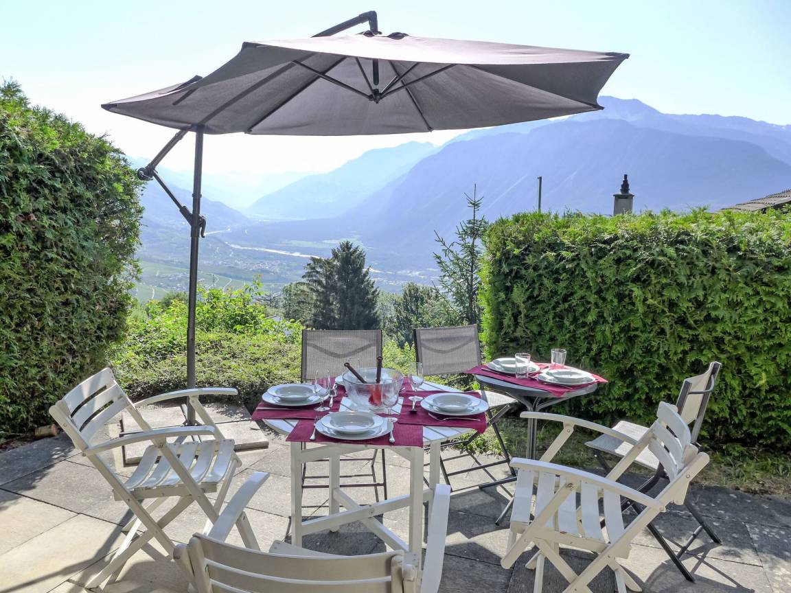 120 M² House ∙ 4 Bedrooms ∙ 6 Guests - Sierre