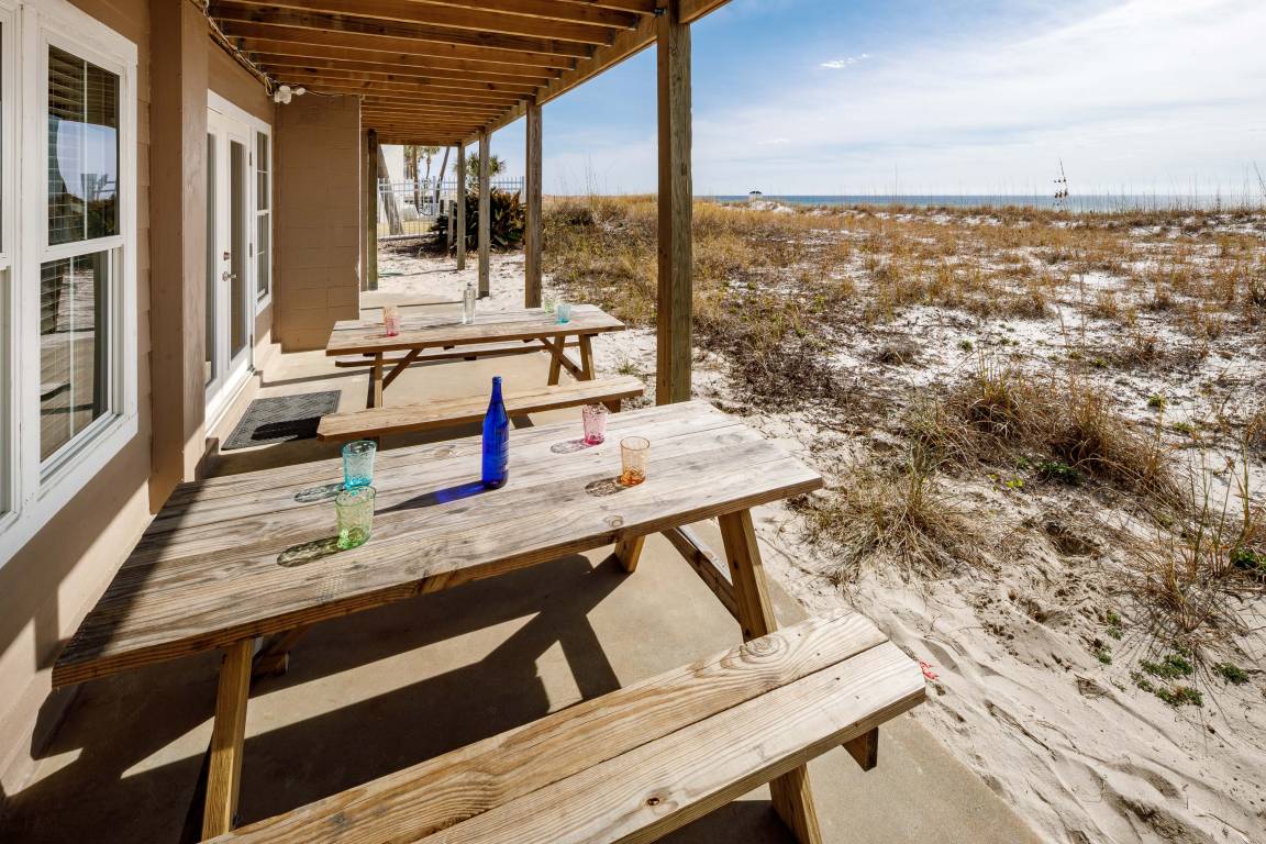 House ∙ 4 Bedrooms ∙ 12 Guests - Fort Walton Beach, FL