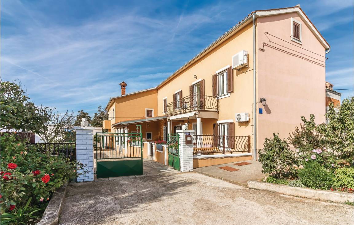 93 M² Apartment ∙ 2 Bedrooms ∙ 6 Guests - Croatia