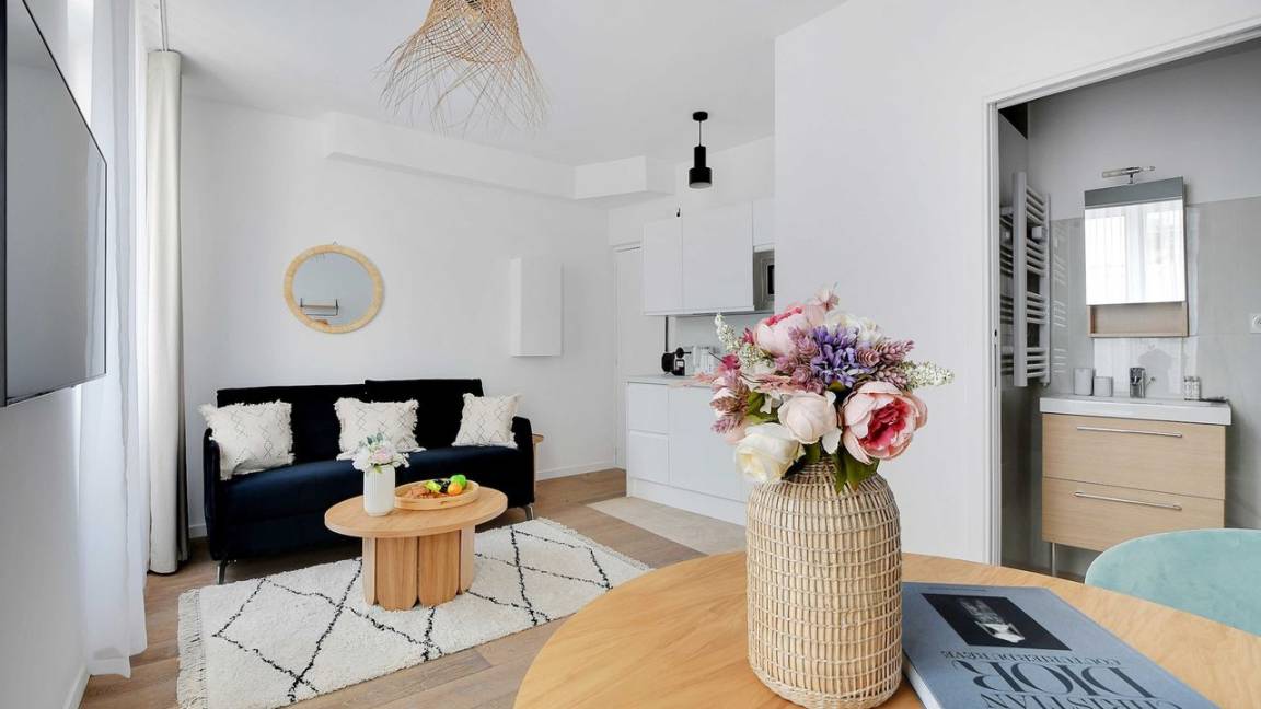 18 M² Apartamento ∙ 2 Huéspedes - París