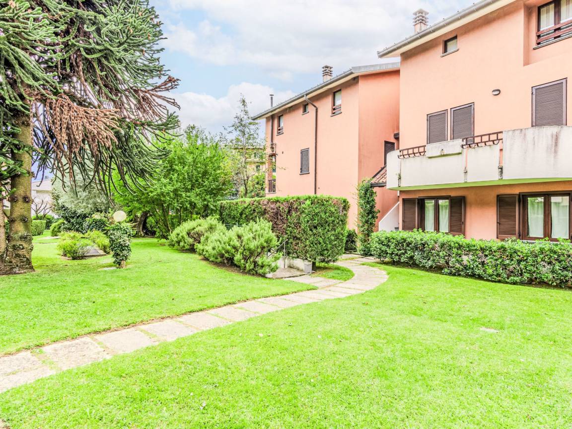 65 M² Casa ∙ 1 Camera Da Letto ∙ 5 Ospiti - Livo