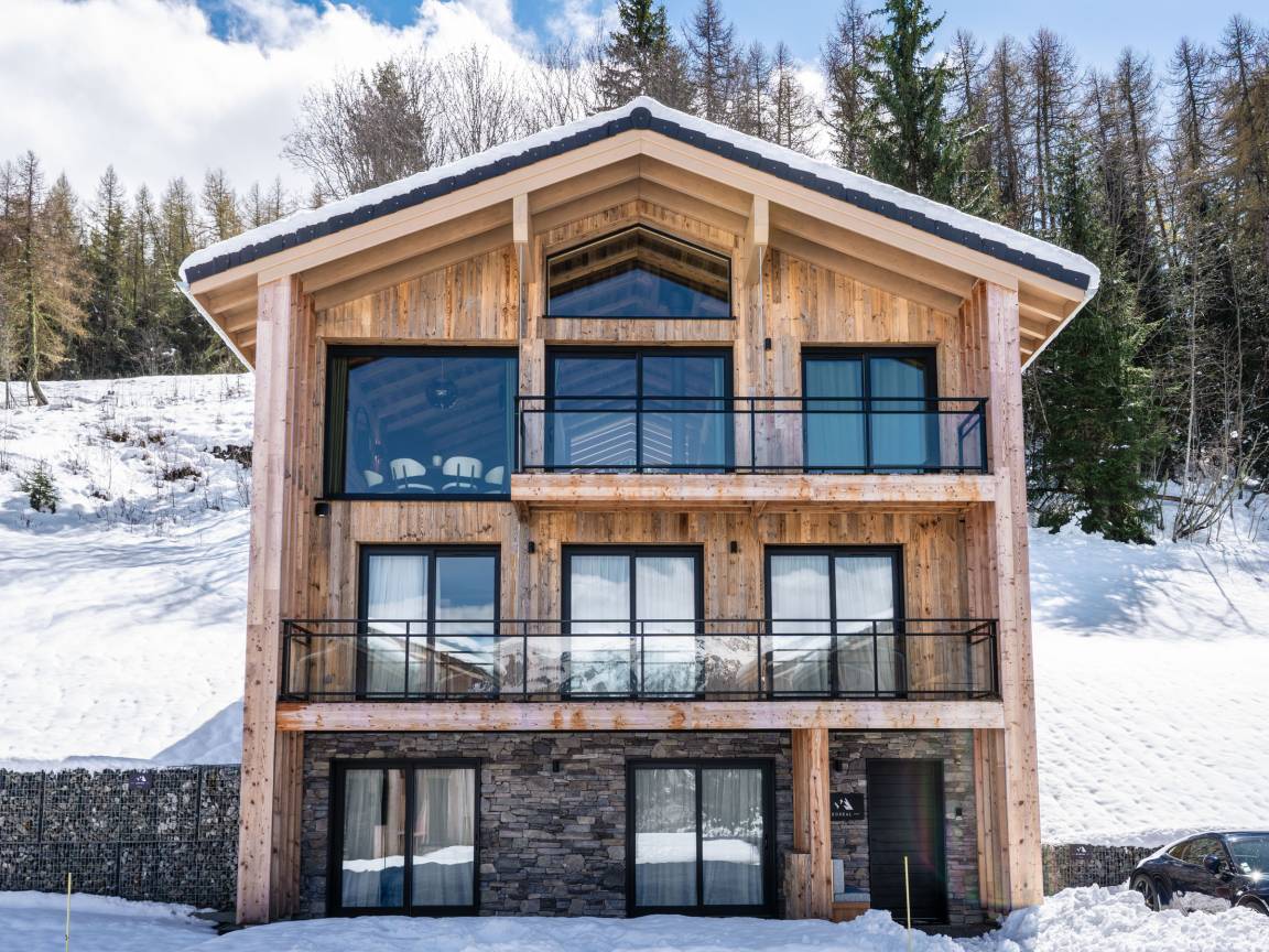 220 M² Chalet ∙ 4 Chambres ∙ 10 Personnes - Belle Plagne