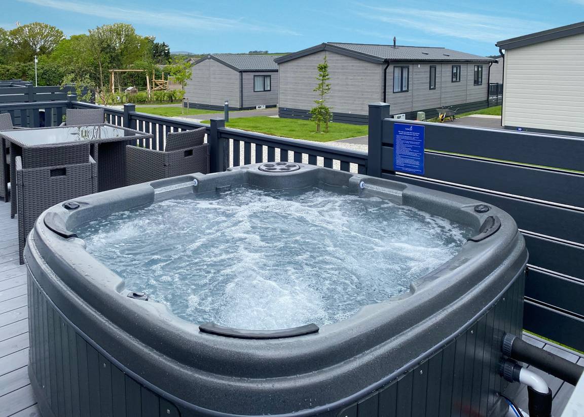 Chalet ∙ 3 Bedrooms ∙ 6 Guests - Cornwall