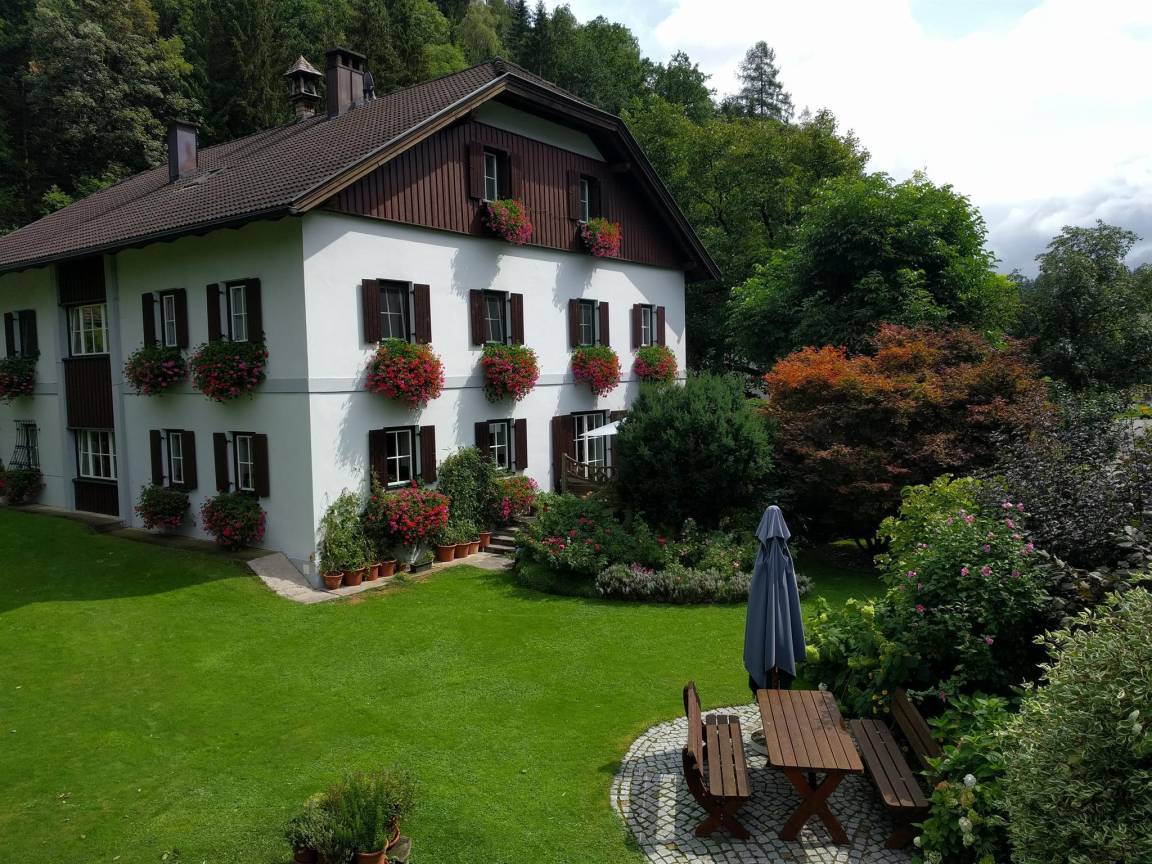 75 M² Ferienwohnung ∙ 2 Schlafzimmer ∙ 5 Gäste - Lesachtal