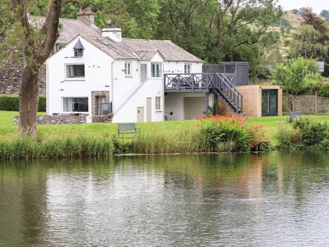Cottage ∙ 2 Bedrooms ∙ 4 Guests - Newby Bridge