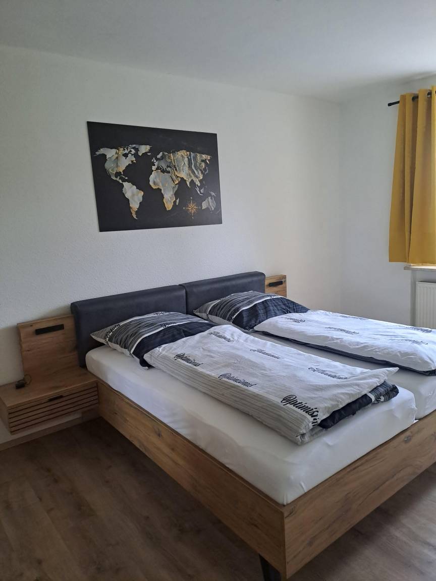 75 M² Ferienwohnung ∙ 1 Schlafzimmer ∙ 6 Gäste - Halberstadt