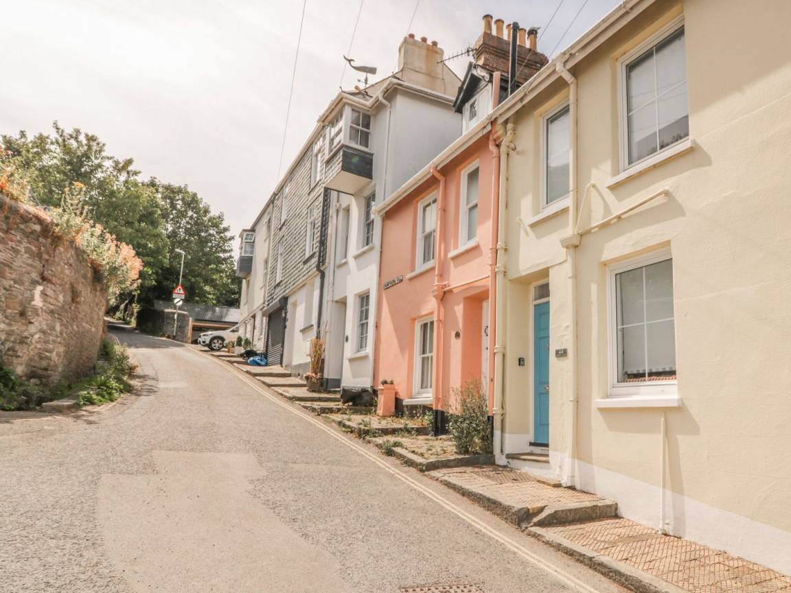 Cottage ∙ 2 Bedrooms ∙ 4 Guests - Kingswear