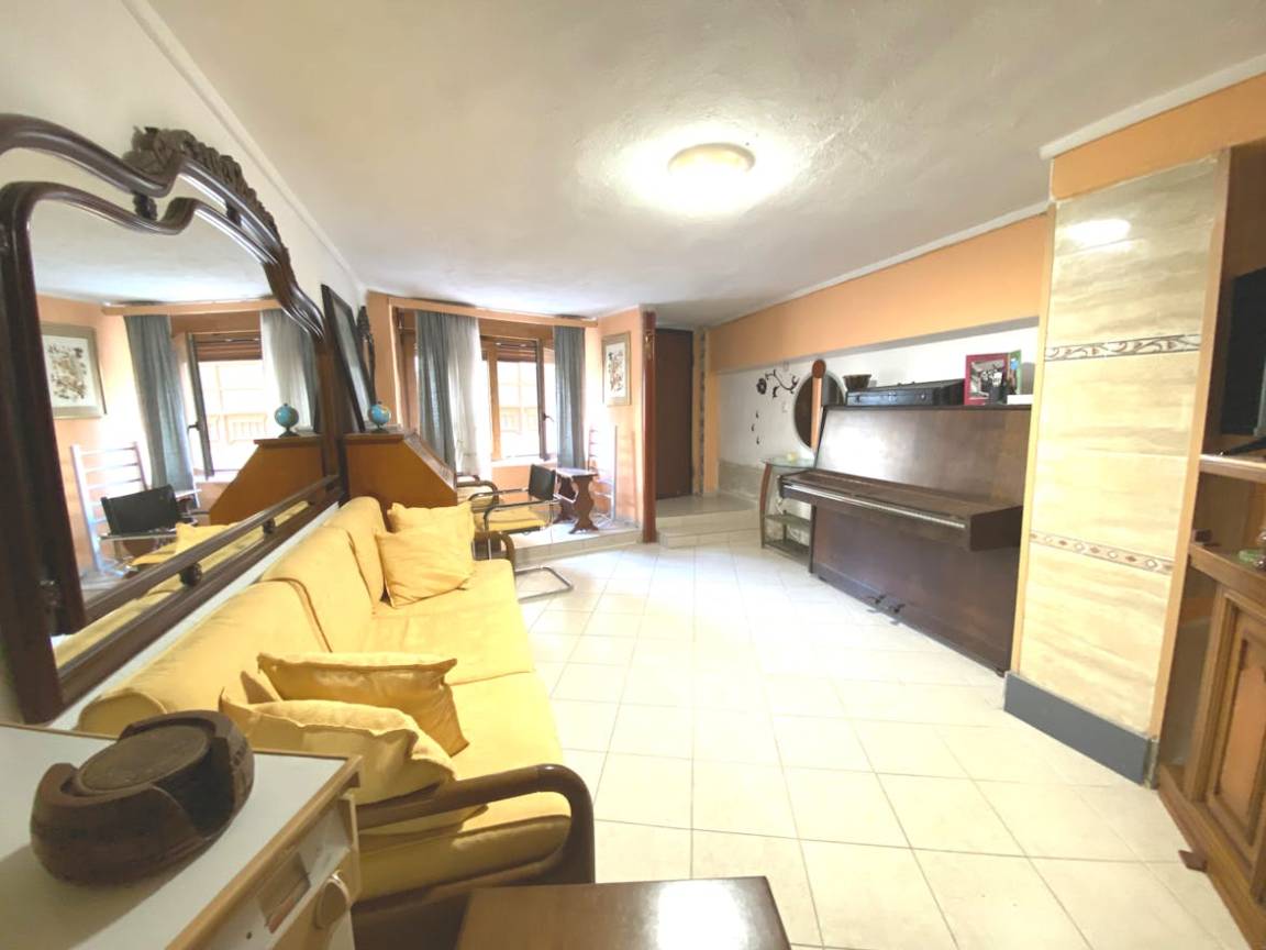 70 M² Appartamento ∙ 2 Camere Da Letto ∙ 2 Ospiti - Salonicco