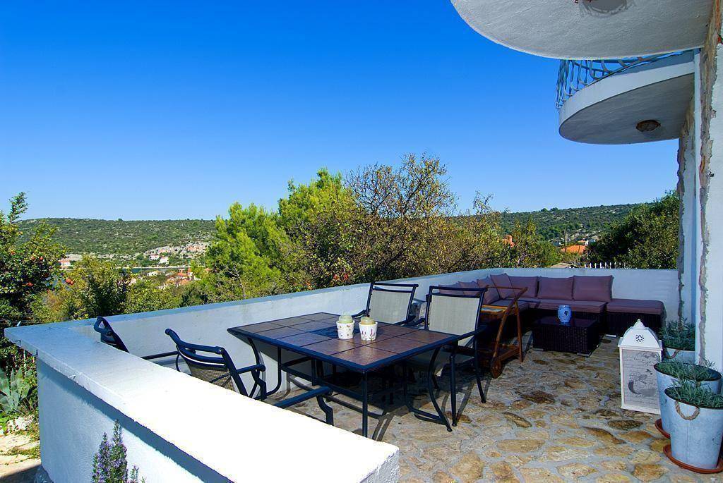 145 M² Ferienhaus ∙ 4 Schlafzimmer ∙ 10 Gäste - Seget Vranjica