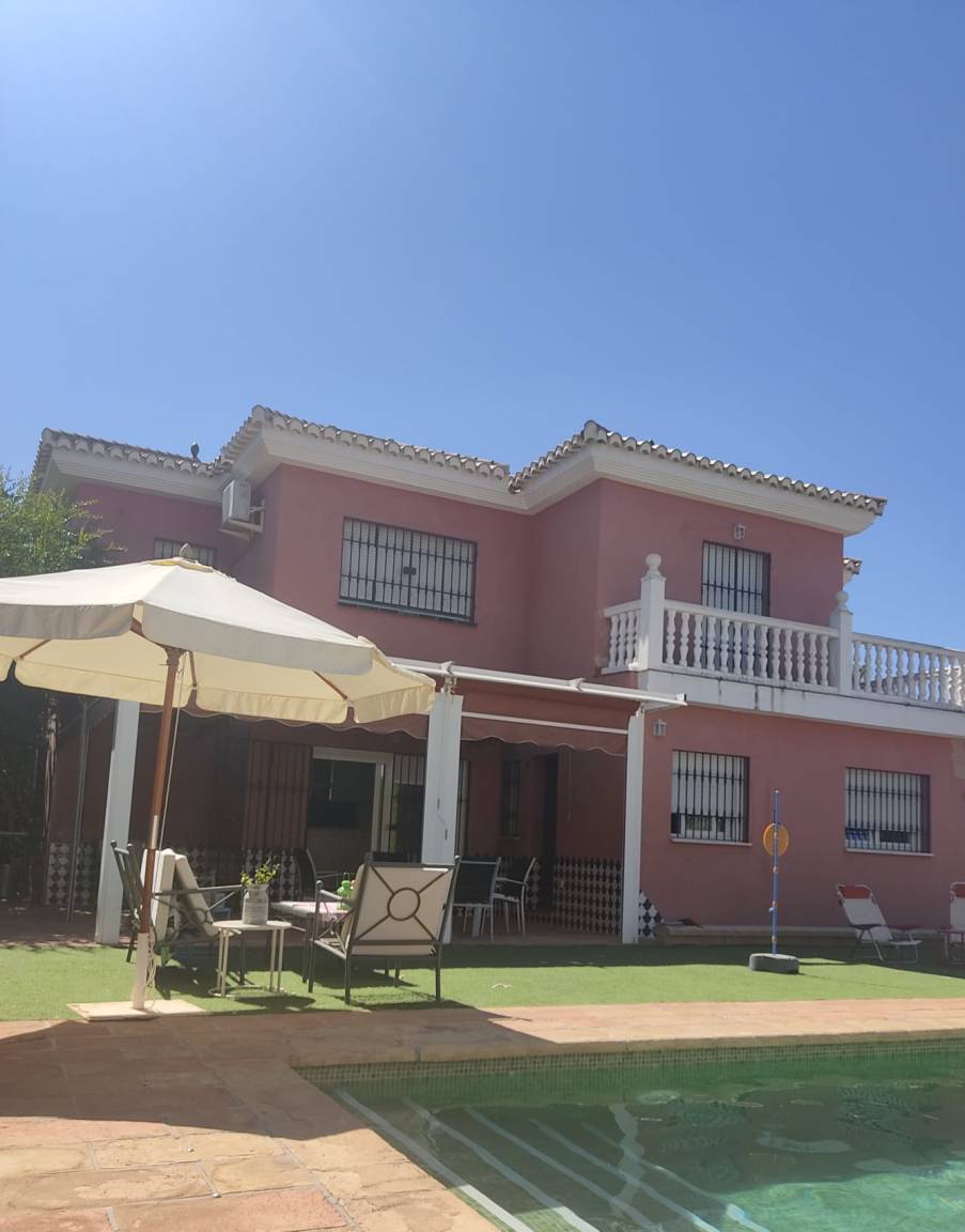 Chalet ∙ 4 Chambres ∙ 9 Personnes - Albolote