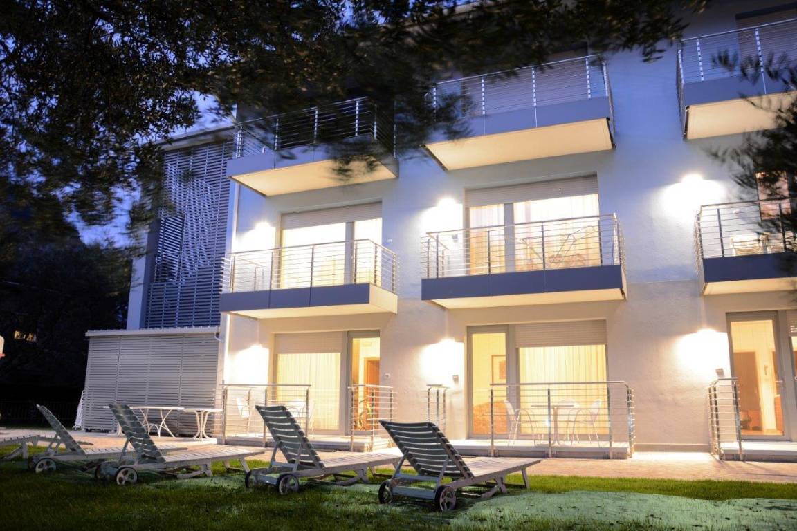 37 M² Appartamento Vacanza ∙ 1 Camera Da Letto ∙ 4 Ospiti - Nago-Torbole