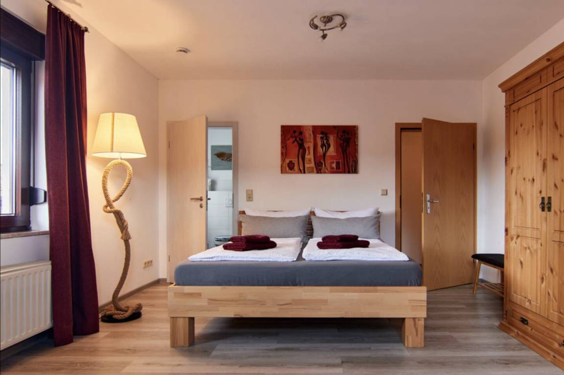 30 M² Ferienwohnung ∙ 1 Schlafzimmer ∙ 2 Gäste - Thale