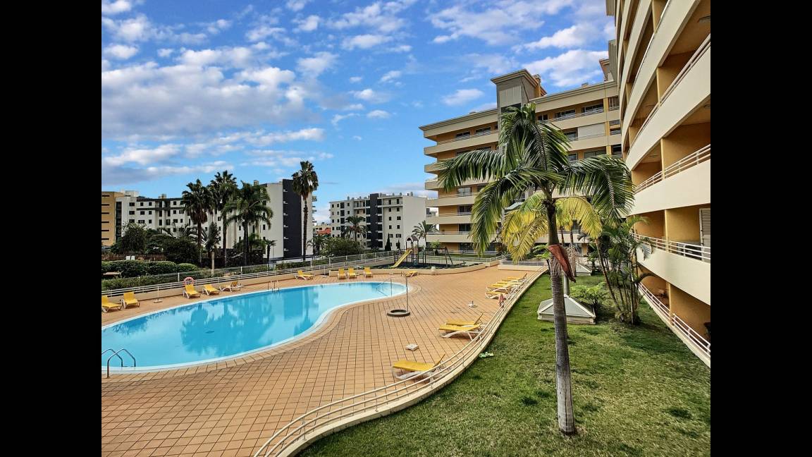 94 M² Apartment ∙ 2 Bedrooms ∙ 4 Guests - Madeira