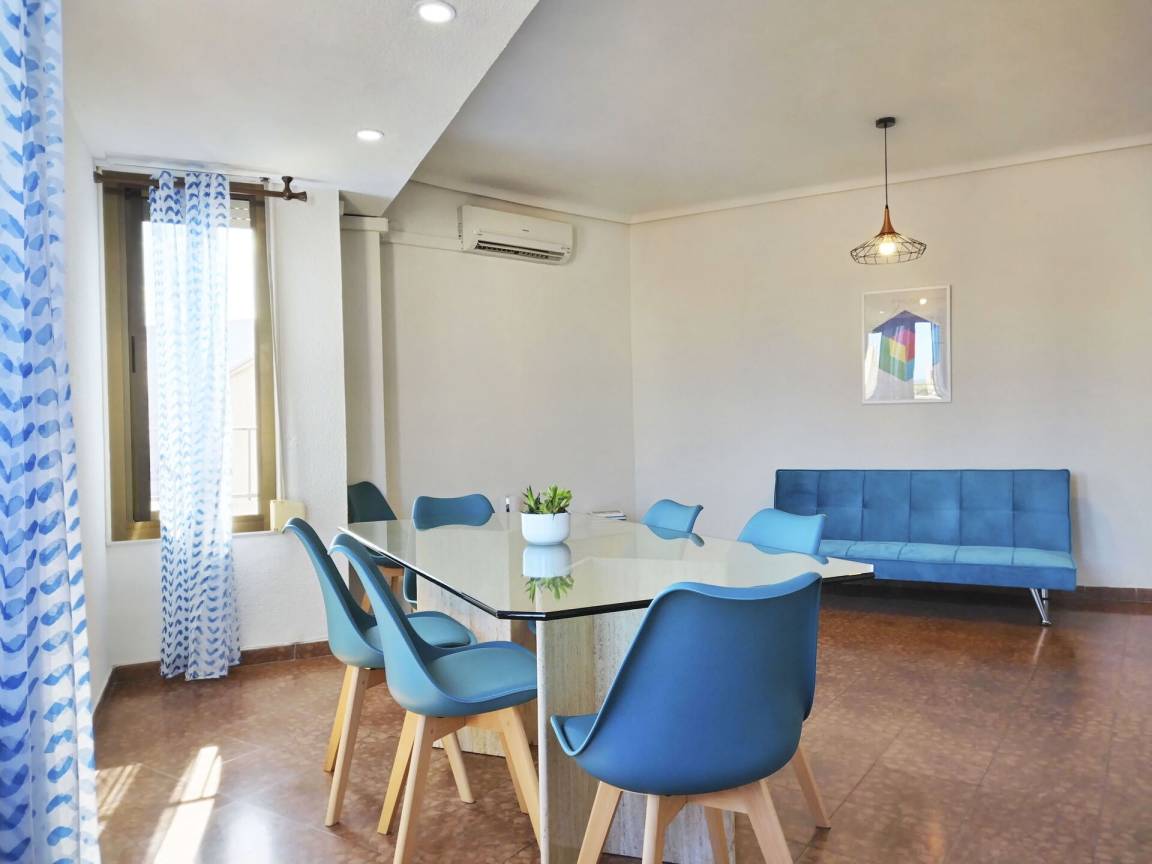 80 M² Huoneisto ∙ 3 Makuuhuonetta ∙ 6 Vierasta - Castellón de la Plana