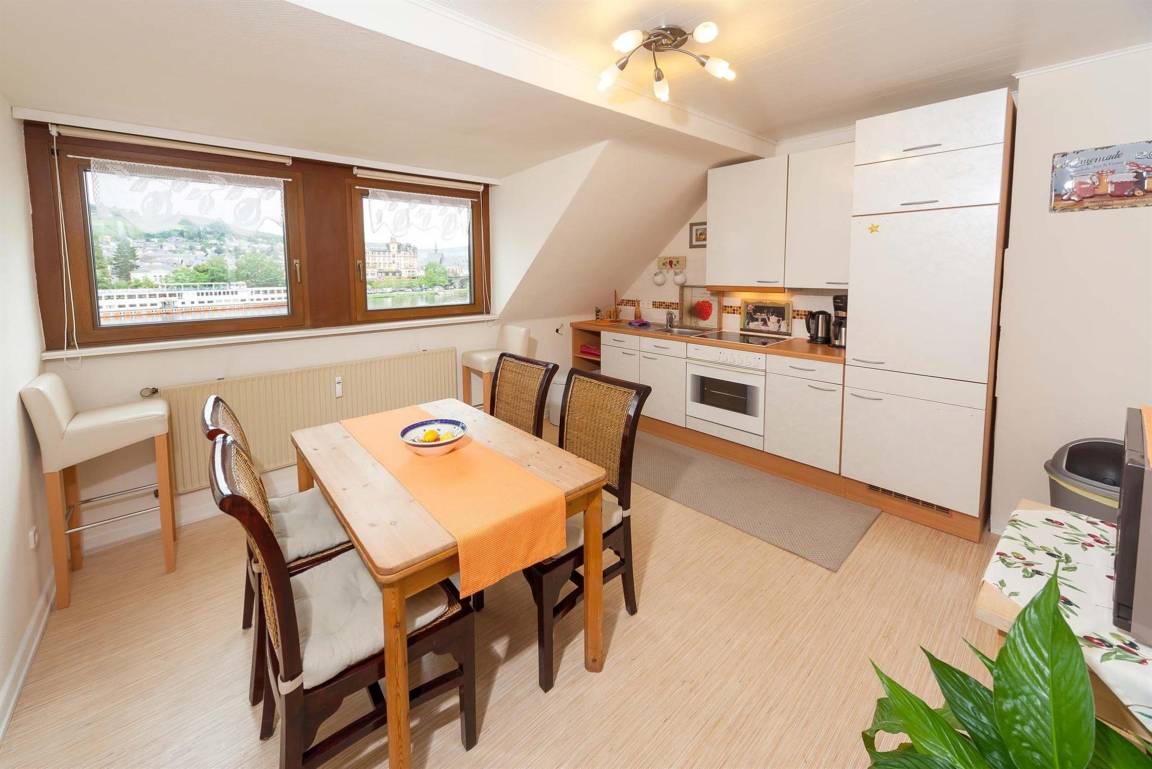 77 M² Apartment ∙ 2 Bedrooms ∙ 4 Guests - Traben-Trarbach