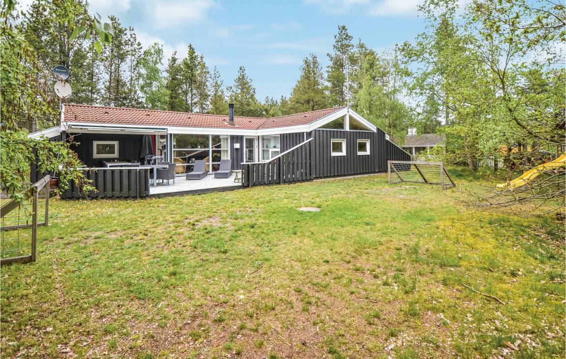 98 M² House ∙ 4 Bedrooms ∙ 8 Guests - Ebeltoft