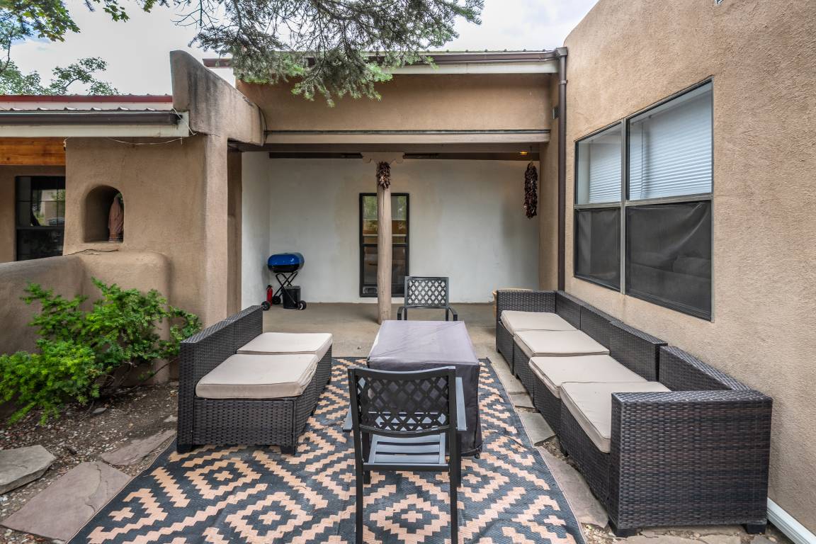 House ∙ 4 Bedrooms ∙ 8 Guests - Santa Fe, NM