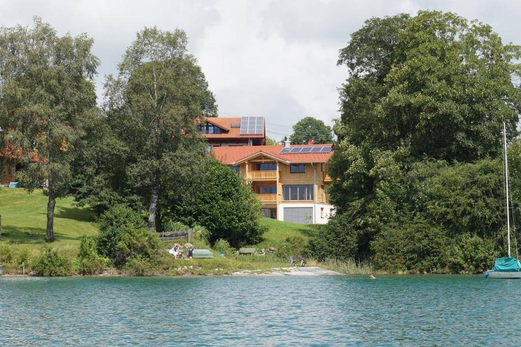 160 M² Ferienhaus ∙ 4 Schlafzimmer ∙ 8 Gäste - Rieden am Forggensee