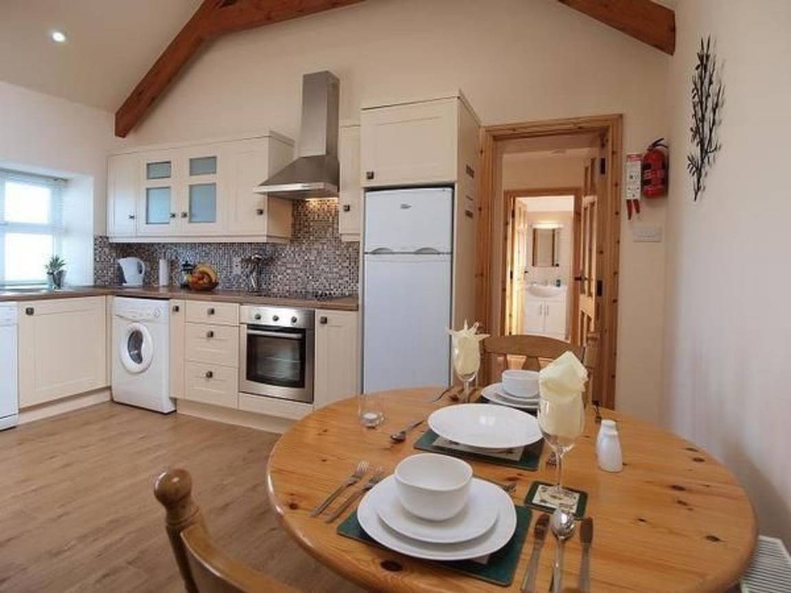 75 M² House ∙ 2 Bedrooms ∙ 3 Guests - Kilkee