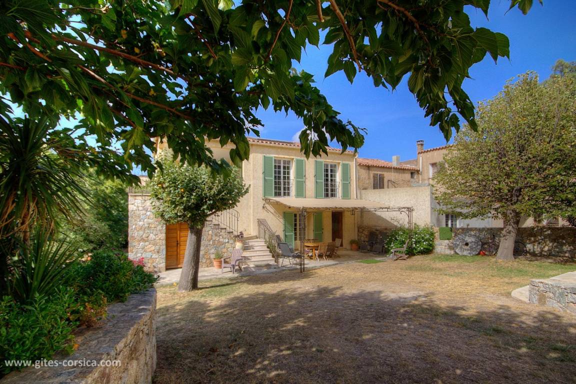88 M² Gîte ∙ 3 Chambres ∙ 6 Personnes - Corse