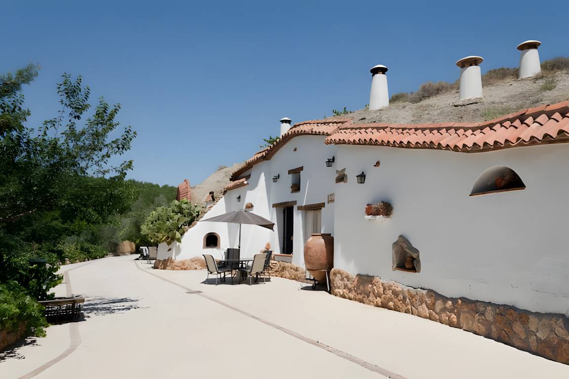 75 M² Aparthotel ∙ 2 Habitaciones ∙ 6 Huéspedes - Andalucía