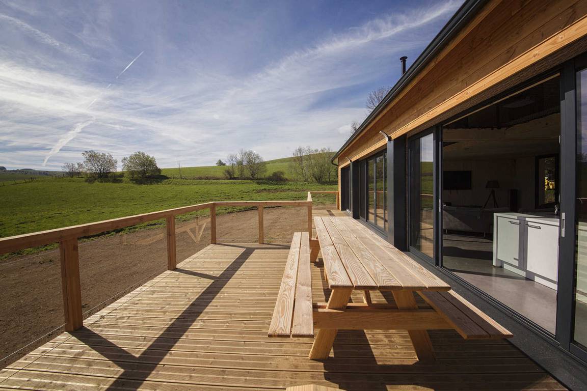 160 M² Gîte ∙ 3 Bedrooms ∙ 6 Guests - Super Besse