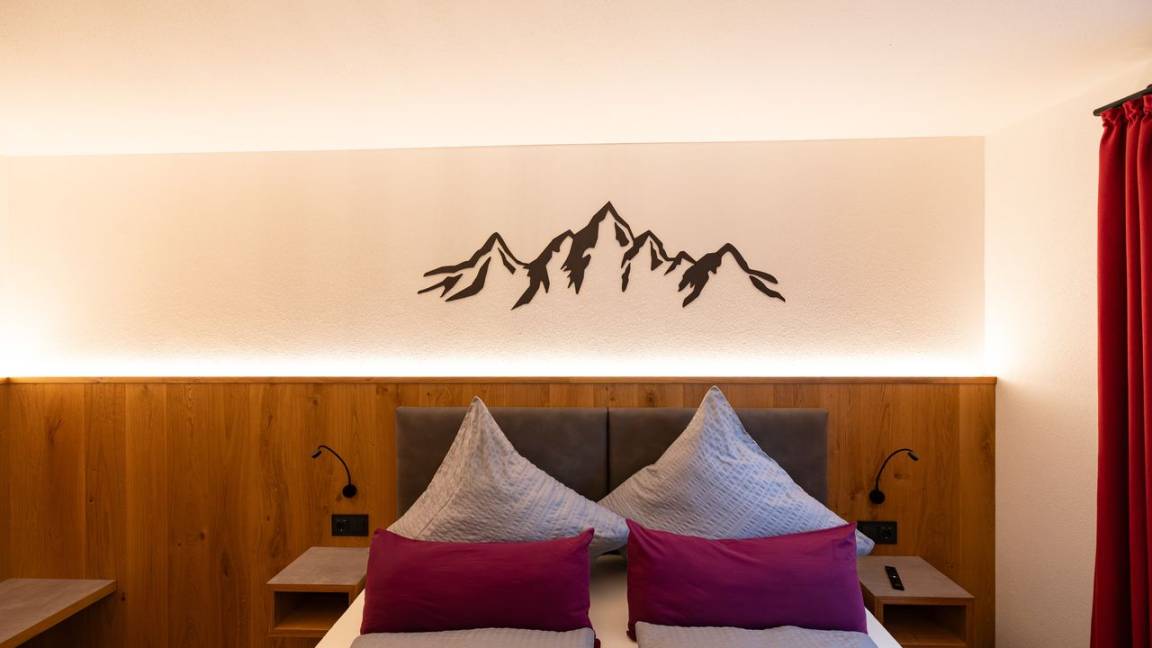 53 M² Ferienwohnung ∙ 1 Schlafzimmer ∙ 4 Gäste - Roßhaupten