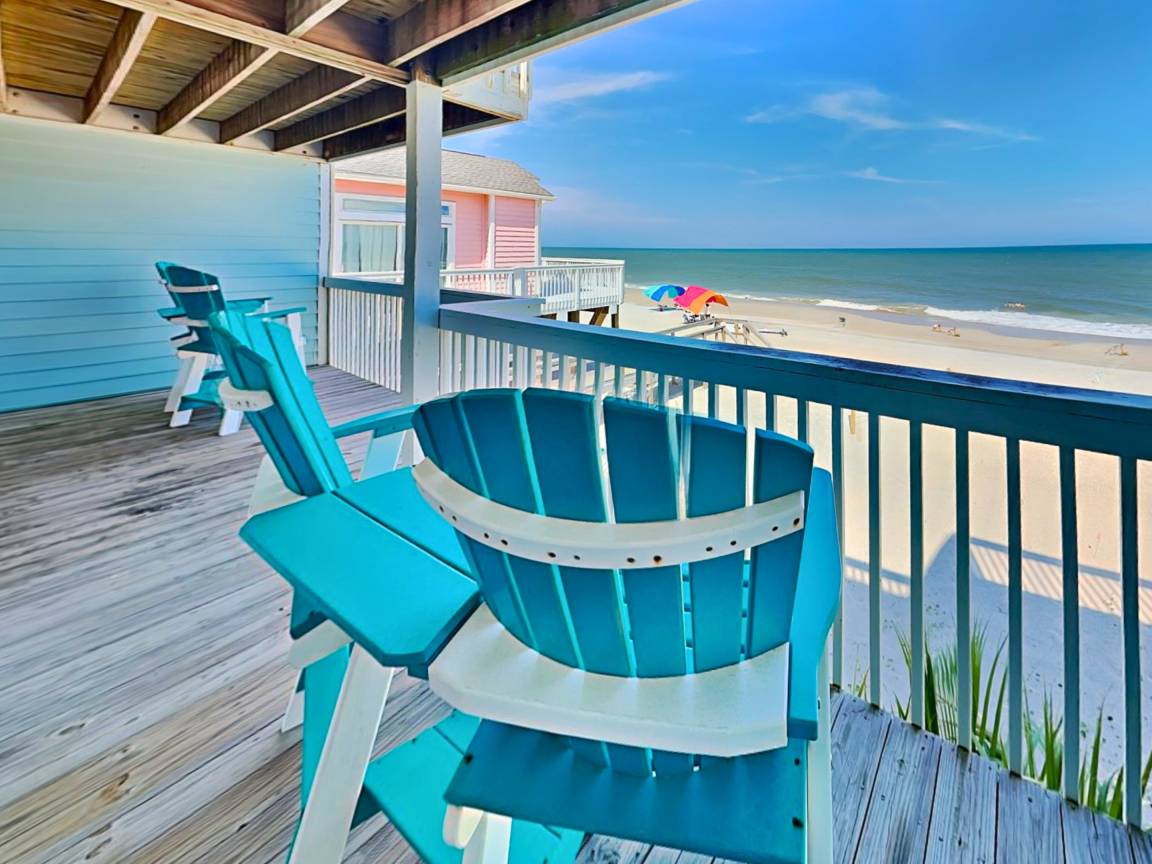 84 M² Condo ∙ 2 Bedrooms ∙ 6 Guests - Kure Beach, NC