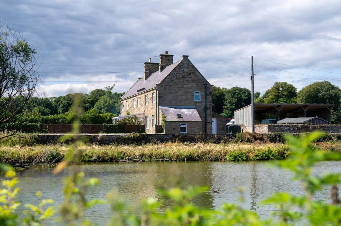 Cottage ∙ 2 Bedrooms ∙ 4 Guests - Alnwick
