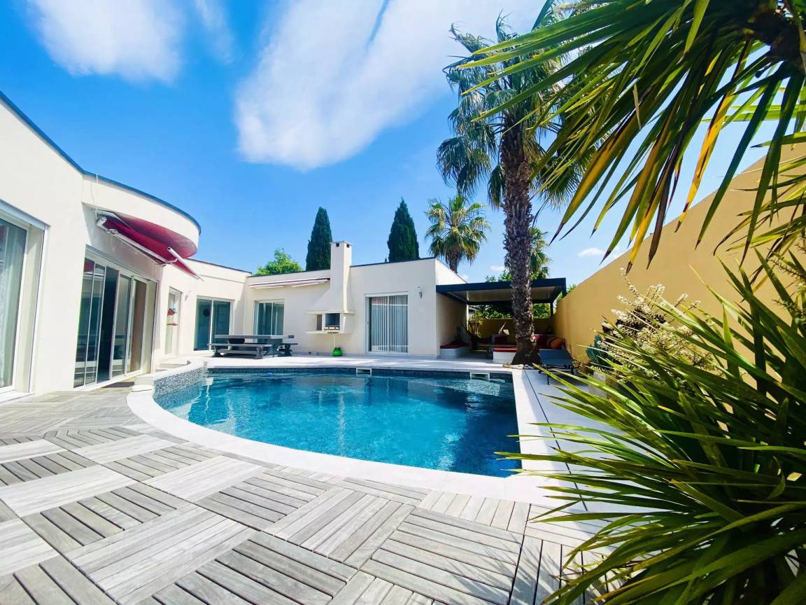 180 M² Maison De Vacances ∙ 3 Chambres ∙ 6 Personnes - La Grande-Motte