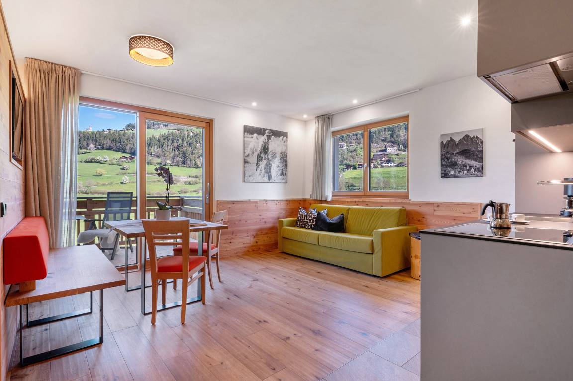 50 M² Ferienwohnung ∙ 2 Schlafzimmer ∙ 4 Gäste - Val Gardena