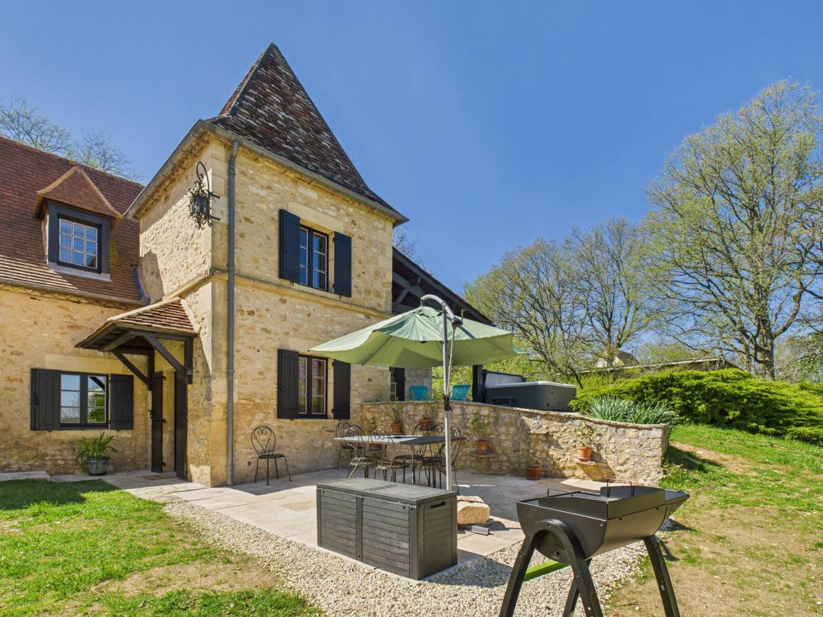 120 M² House ∙ 4 Bedrooms ∙ 8 Guests - Dordogne