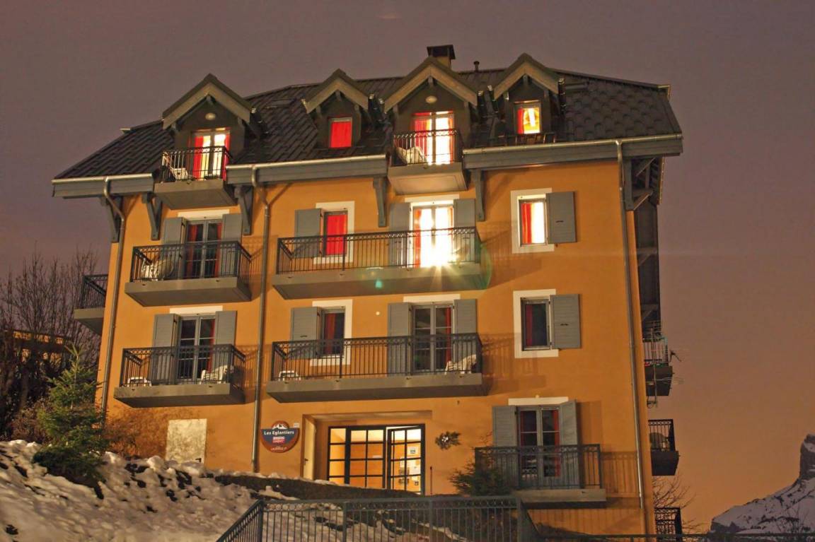 64 M² Apartamento ∙ 3 Habitaciones ∙ 8 Huéspedes - Les Contamines-Montjoie