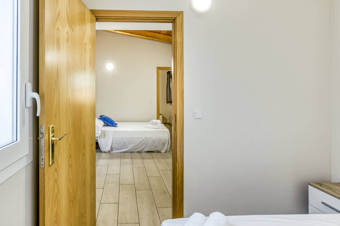 90 M² Apart Hotel ∙ 2 Slaapkamers ∙ 6 Gasten - Empuriabrava