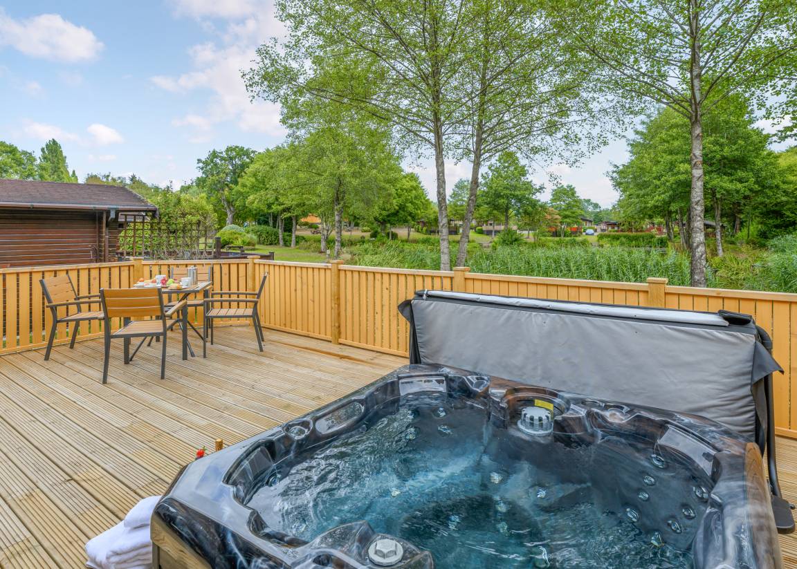 Chalet ∙ 2 Bedrooms ∙ 4 Guests - Herefordshire