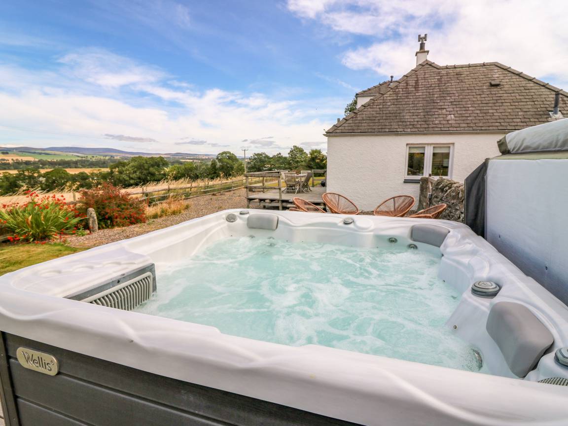 Cottage ∙ 3 Bedrooms ∙ 6 Guests - Aberdeenshire