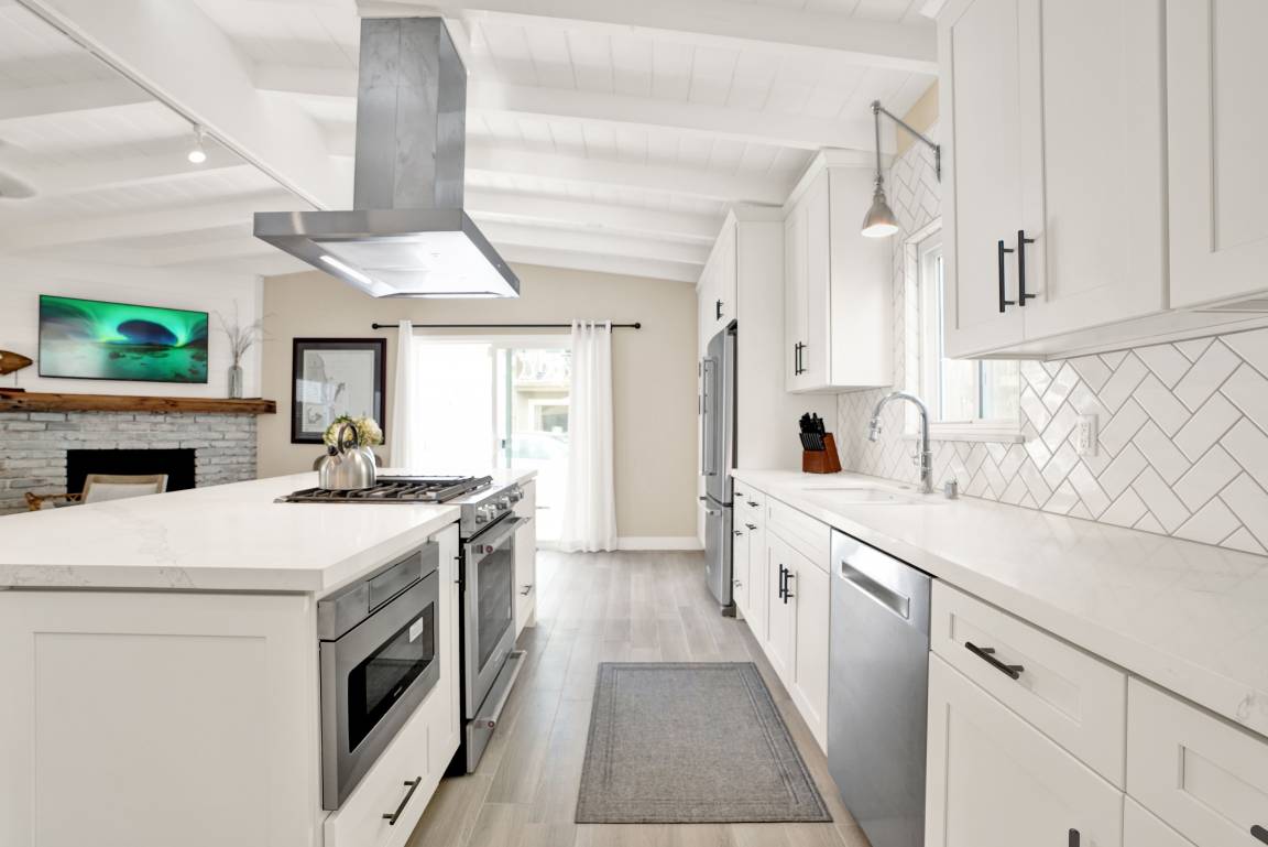112 M² Maisonette ∙ 3 Bedrooms ∙ 6 Guests - Costa Mesa, CA