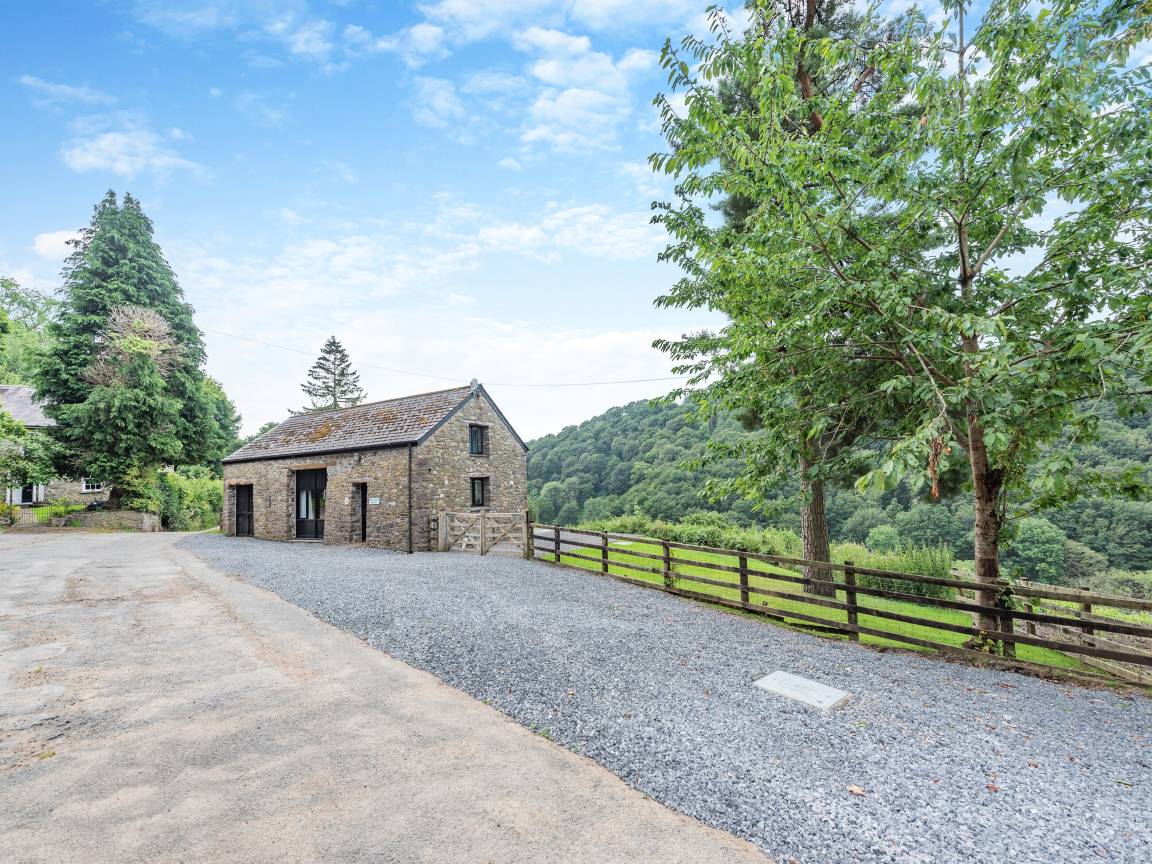 Cottage ∙ 3 Bedrooms ∙ 6 Guests - Llandovery