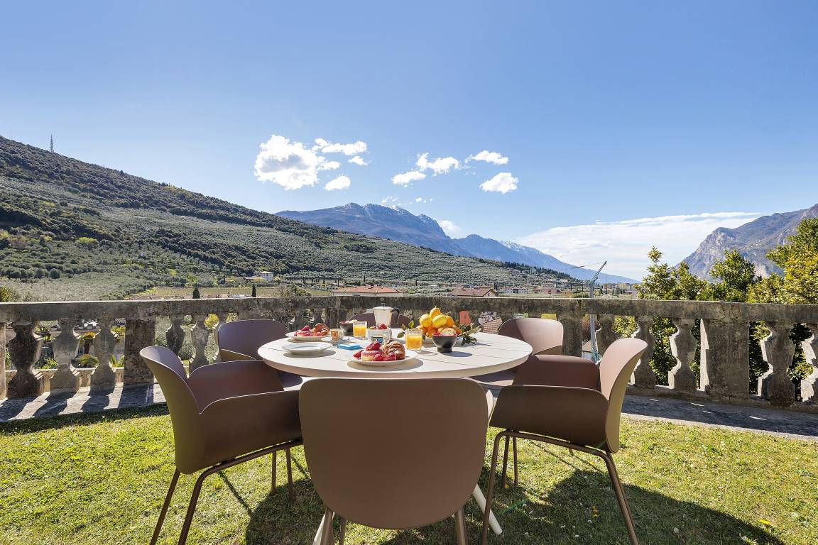 180 M² Ferienwohnung ∙ 3 Schlafzimmer ∙ 6 Gäste - Arco