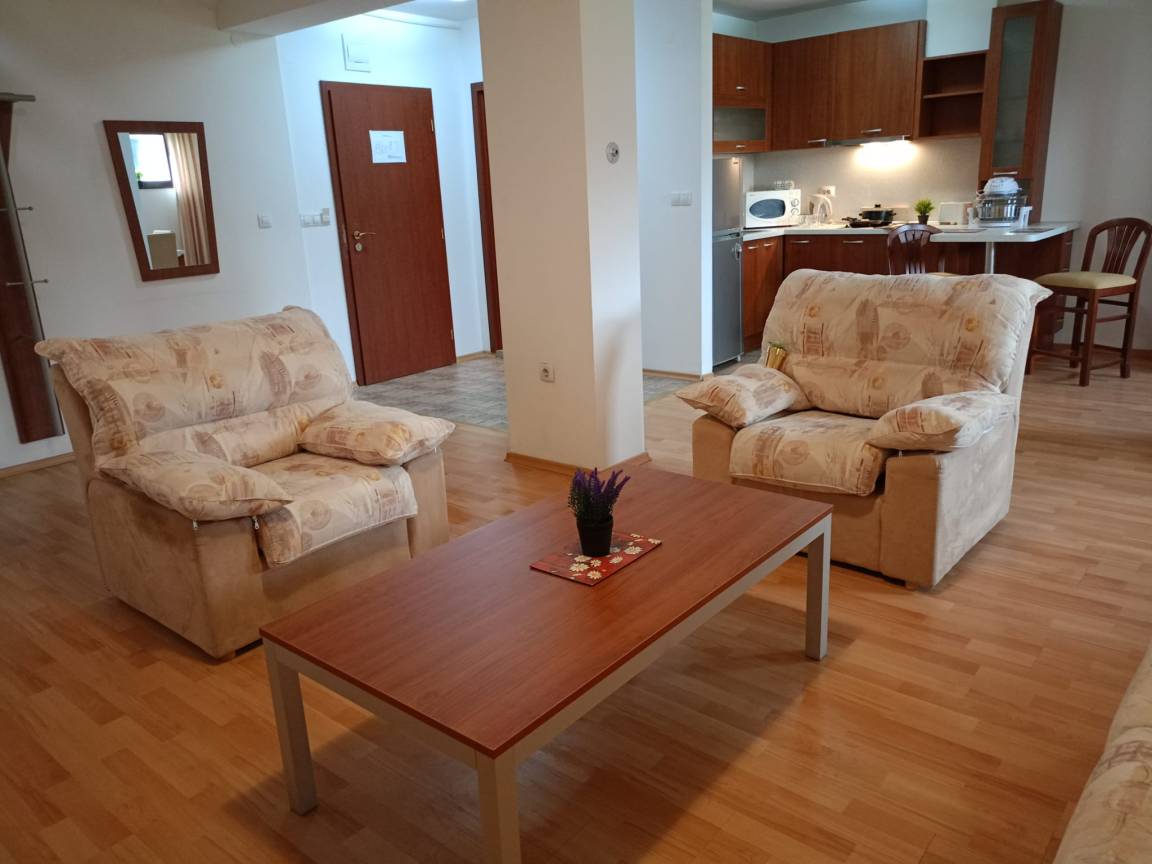 141 M² Apartamento ∙ 2 Habitaciones ∙ 4 Huéspedes - Bansko