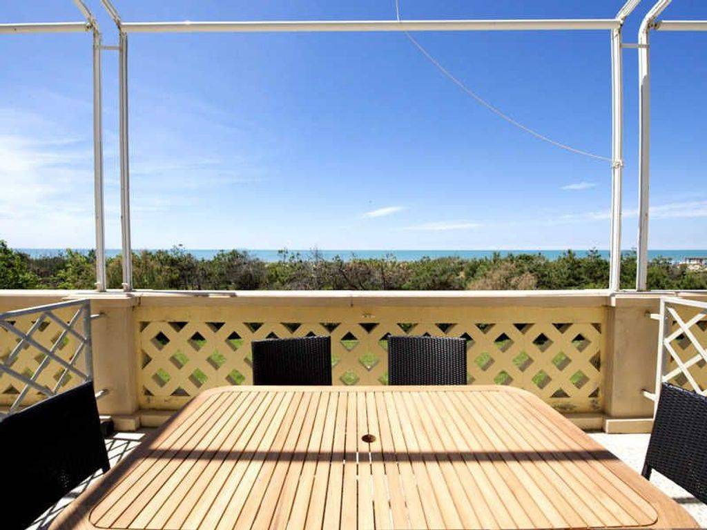 102 M² Apartamento ∙ 3 Habitaciones ∙ 6 Huéspedes - Livorno