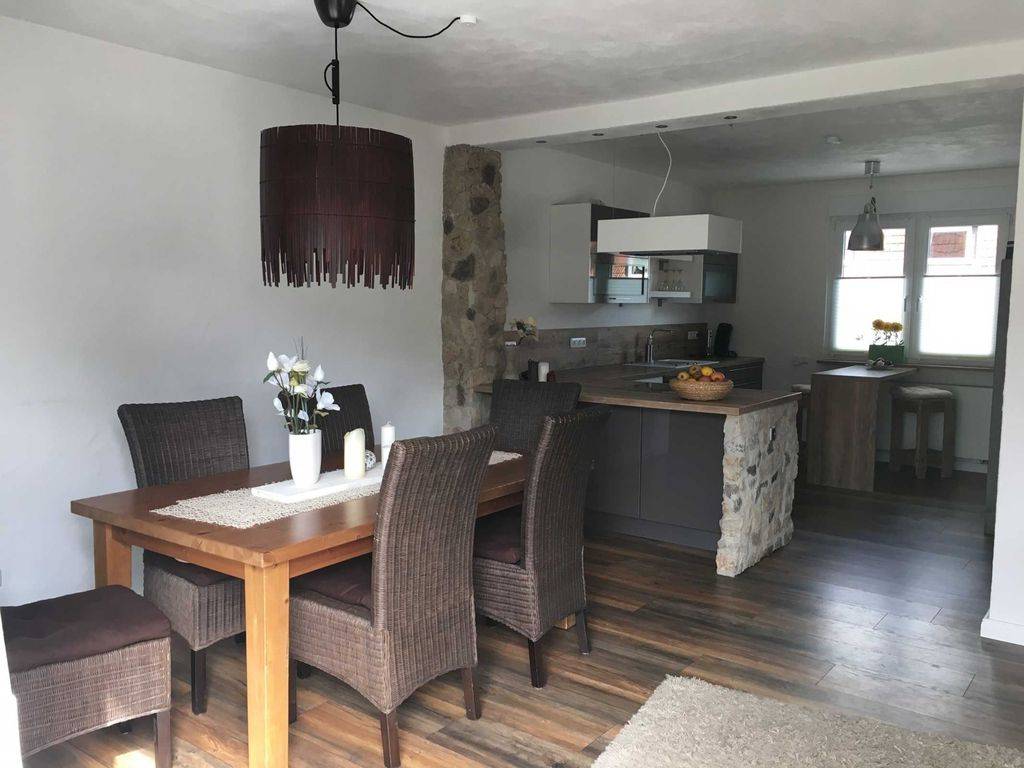 115 M² Ferienhaus ∙ 2 Schlafzimmer ∙ 4 Gäste - Korbach