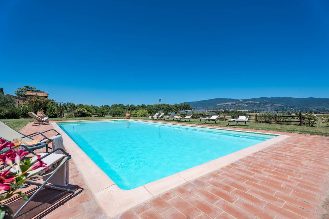 310 M² Villa ∙ 7 Habitaciones ∙ 14 Huéspedes - Cortona