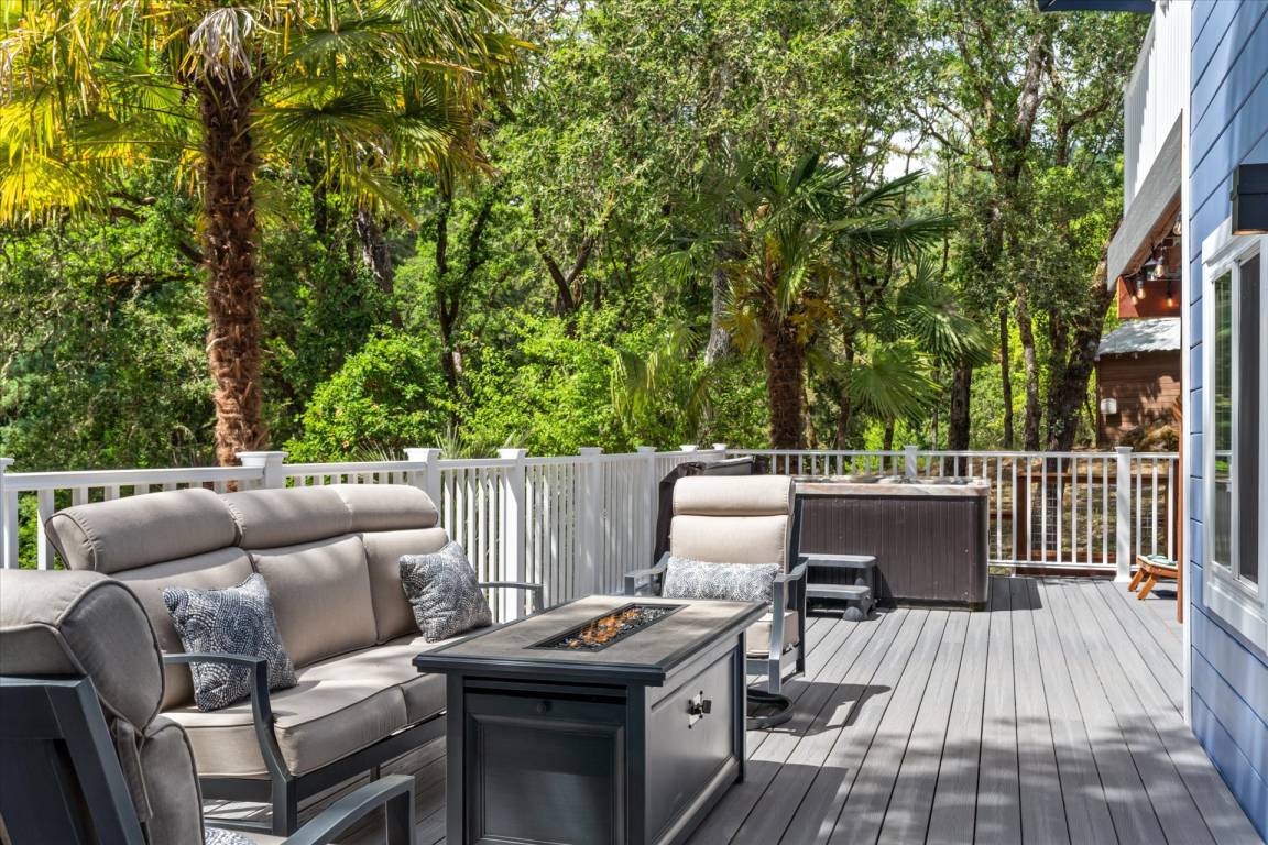 111 M² House ∙ 3 Bedrooms ∙ 6 Guests - Iron Horse Vineyards, Sebastopol