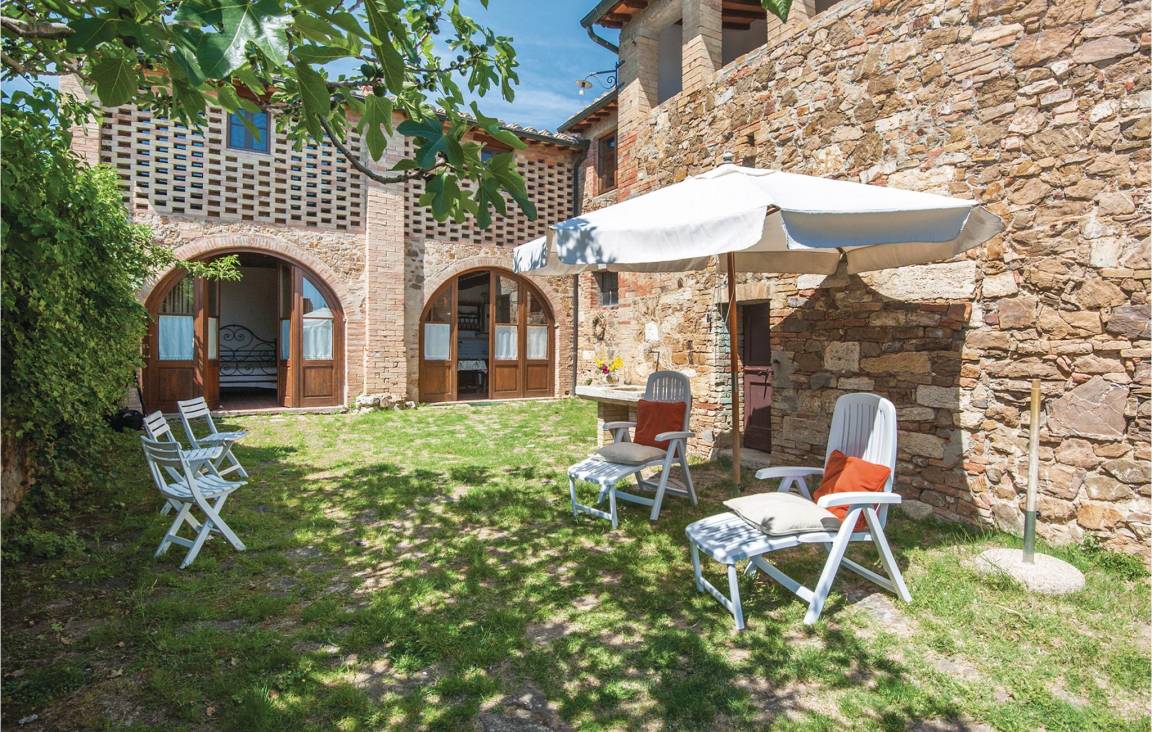 170 M² House ∙ 7 Bedrooms ∙ 14 Guests - Pienza