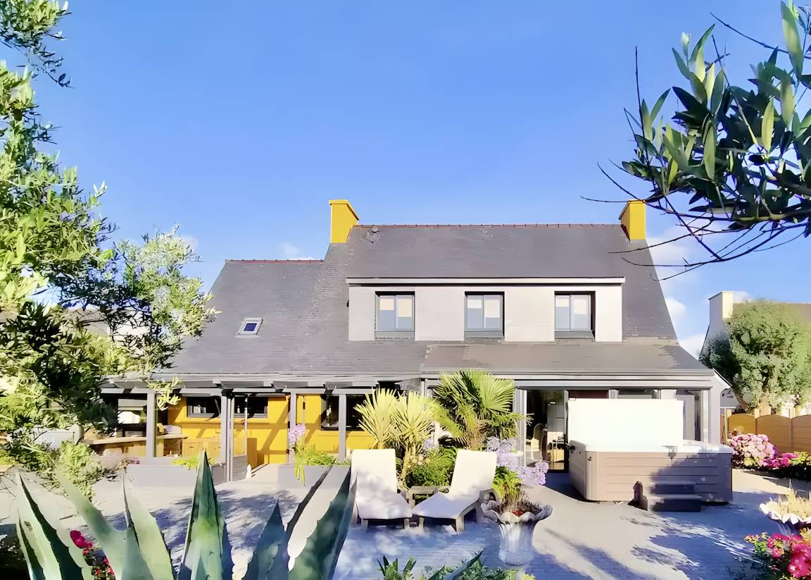 170 M² Maison De Vacances ∙ 5 Chambres ∙ 10 Personnes - Brignogan-Plage